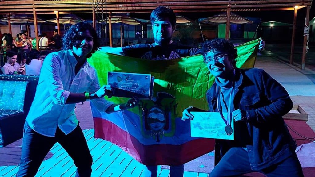 Destacada participación del club de robótica de la UPS Ecuador en ...